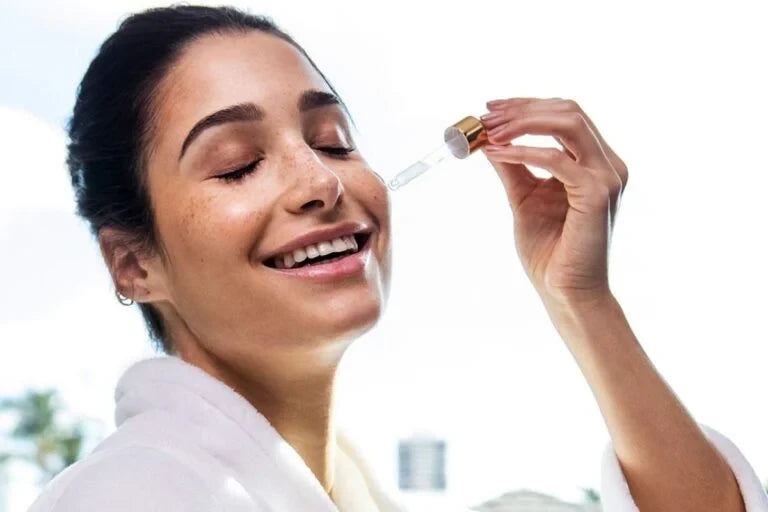 7 Pro Tips for Perfect Face Serum Application – World of Asaya