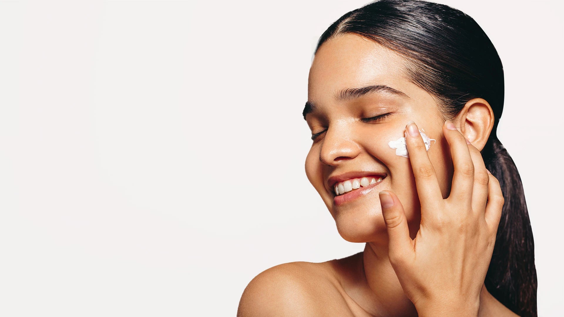 Ultimate Guide: Get Glowing Radiant Skin Naturally – World of Asaya